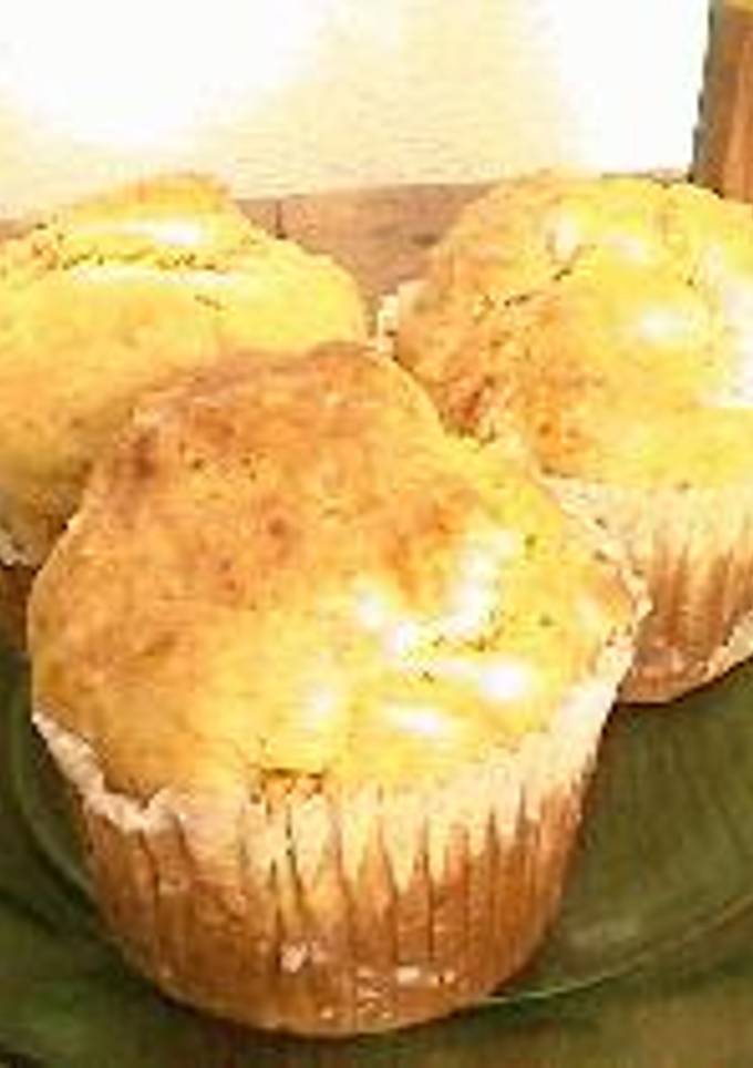 しっとりフワフワ★ラ・フランスとヨーグルトのヘルシーマフィン★ by machang 【クックパッド】 簡単おいしいみんなのレシピが392万品