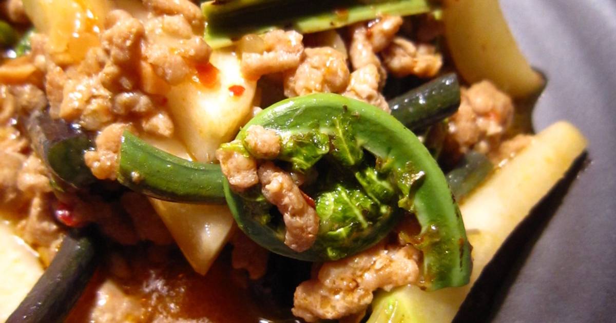 基本からアレンジまで！思わずつくりたくなる「食べるラー油ひき肉」のレシピ集 | クックパッド