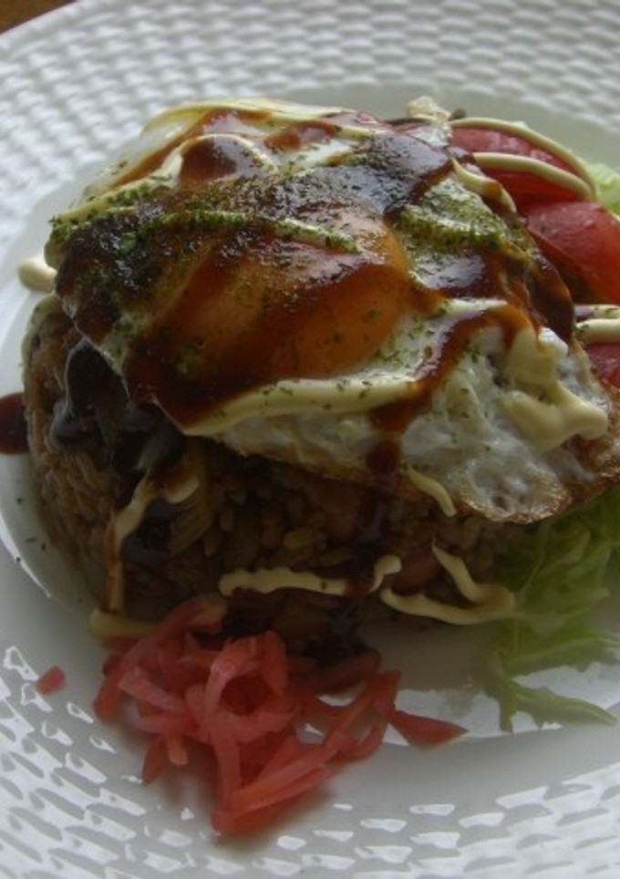 B級グルメ！ソース焼き飯（焼きそば味） by rokaroka 【クックパッド】 簡単おいしいみんなのレシピが392万品