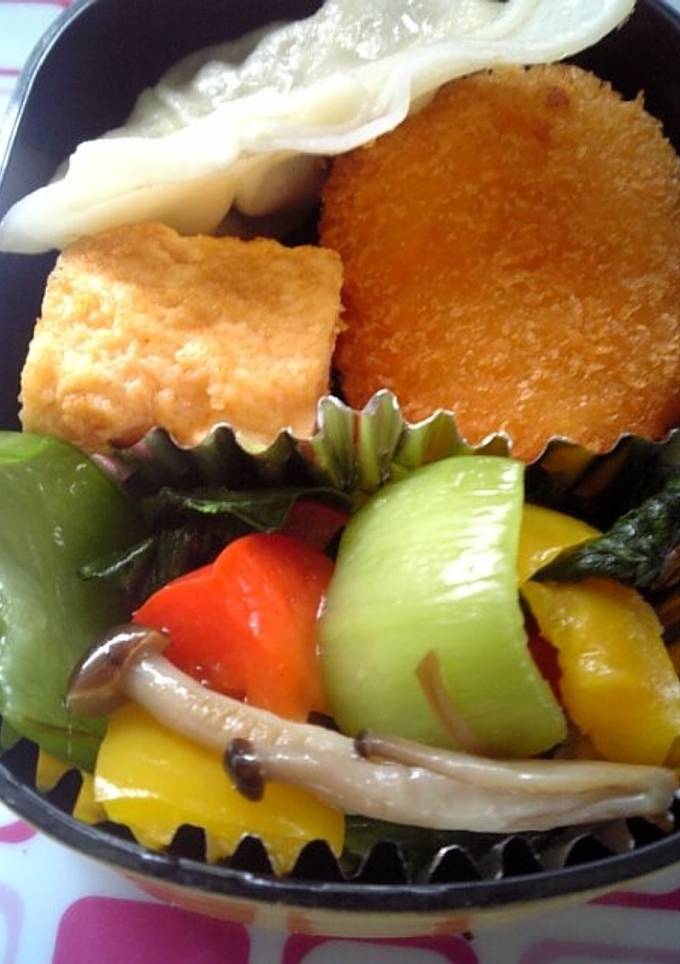 お弁当の彩りに☆青梗菜の炒め物 by チビ☆ママ 【クックパッド】 簡単おいしいみんなのレシピが392万品