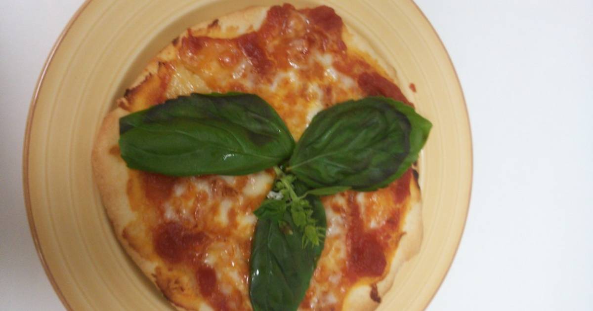 基本からアレンジまで！思わずつくりたくなる「クリスピー記事ピザ マルゲリータ」のレシピ集 | クックパッド