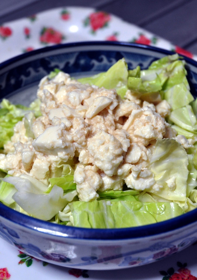 豆腐＋やみつき塩ダレ×ざく切りキャベツ by 未多追鴻 【クックパッド】 簡単おいしいみんなのレシピが392万品