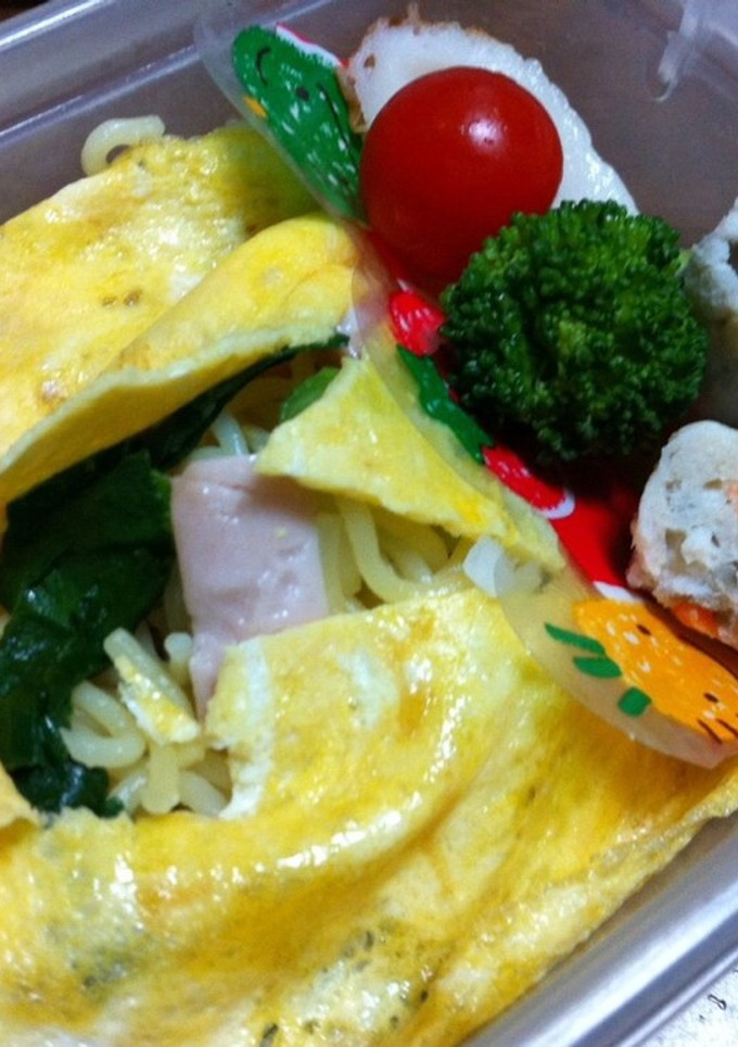 簡単！華やか！オムそば弁当♪ by jusa 【クックパッド】 簡単おいしいみんなのレシピが392万品