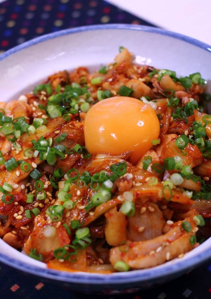 旨辛！！鶏キムチ丼♪ by クッキングSパパ 【クックパッド】 簡単おいしいみんなのレシピが392万品