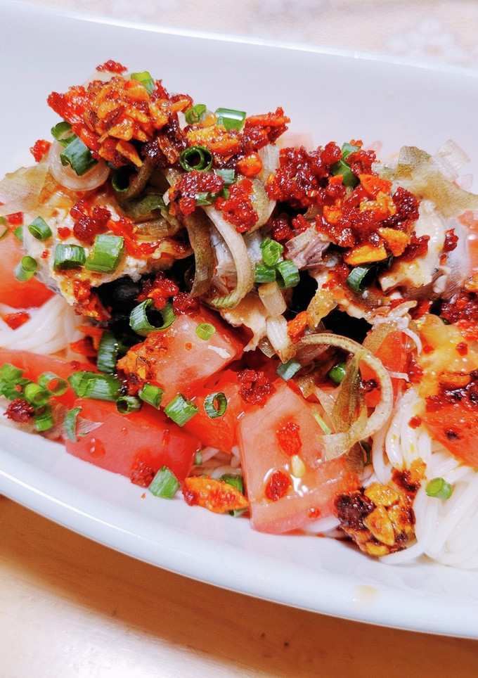 トマト鯖缶素麺（麺なら何でも美味しい！） by 藤。（akirA） 【クックパッド】 簡単おいしいみんなのレシピが392万品