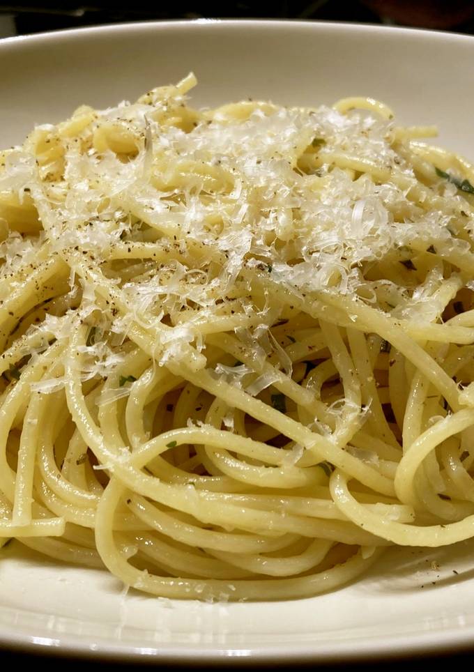 Rosemary Spaghetti by lemmuh 【クックパッド】 簡単おいしいみんなのレシピが392万品