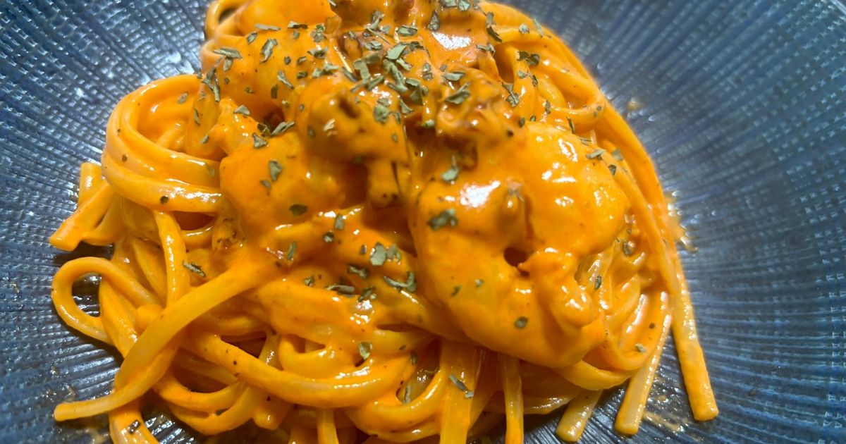 基本からアレンジまで！思わずつくりたくなる「エビのとまとクリームパスタ」のレシピ集 | クックパッド